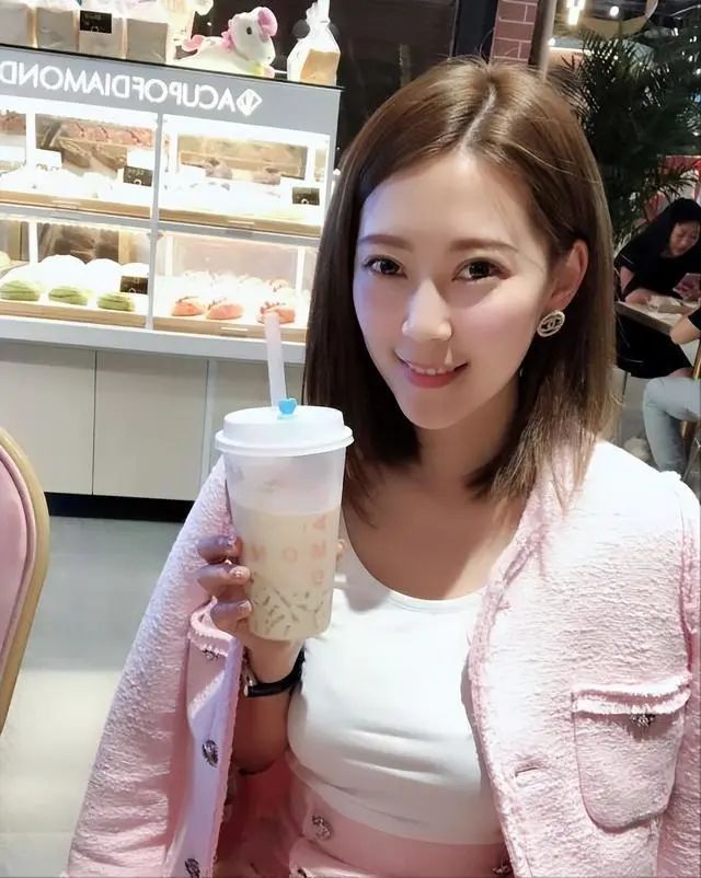 How did the Internet celebrity Wang Chengcheng become "Bai Fumei" after filming jokes on police ...